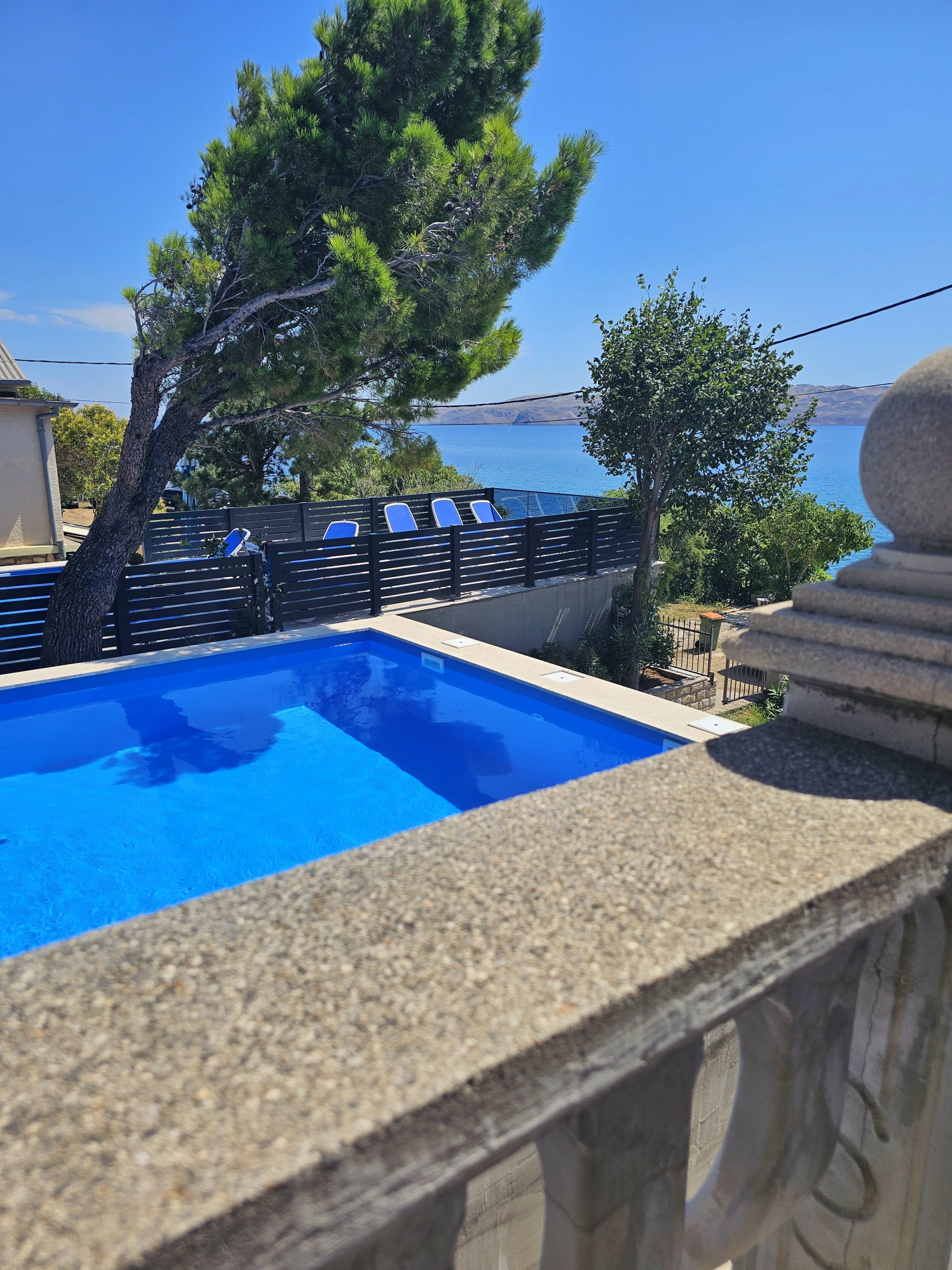 Apartment Baricevic with pool - top 4 - on the beach (up to 8 people ...