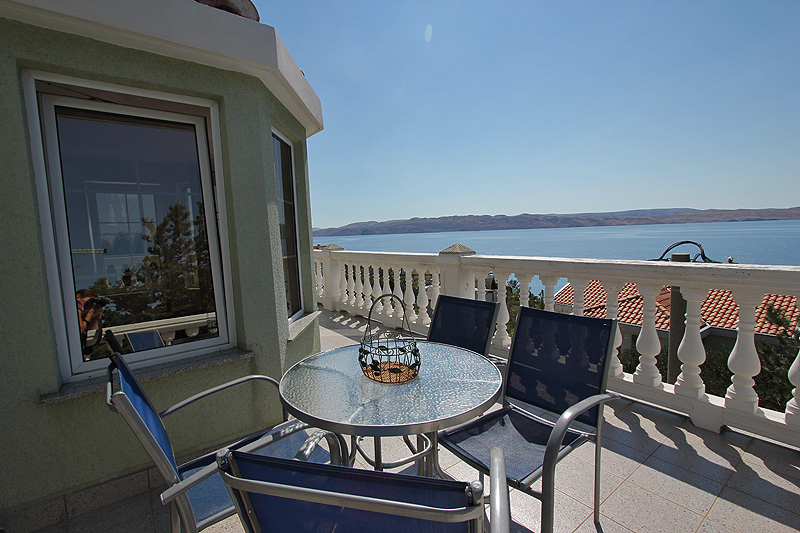 Holiday House Alma - with seaview (up to 8 person) | BIK-travel